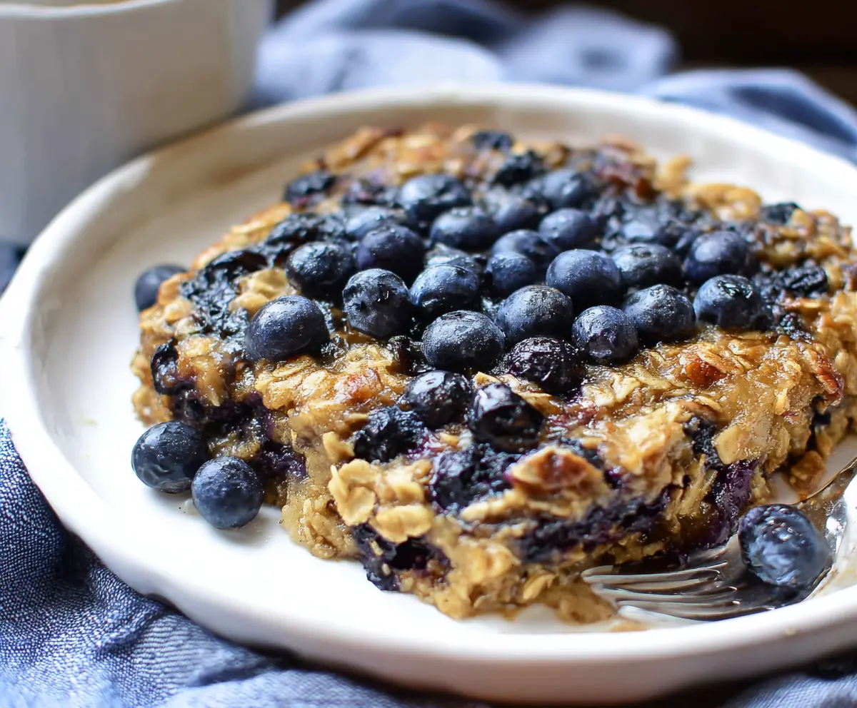 Delicious Baked Blueberry Oatmeal Recipe